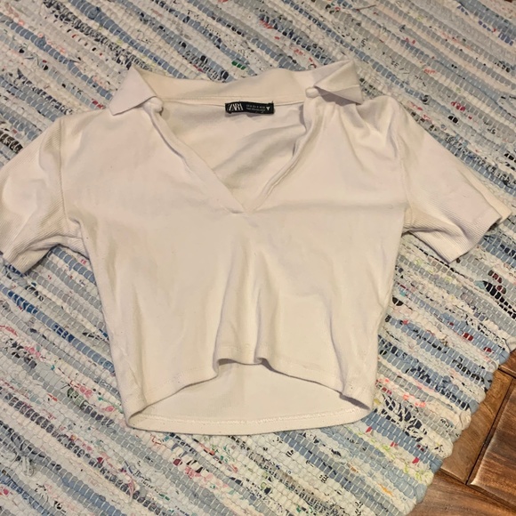 Zara | Tops | Zara Short Sleeve V Cut Top | Poshmark